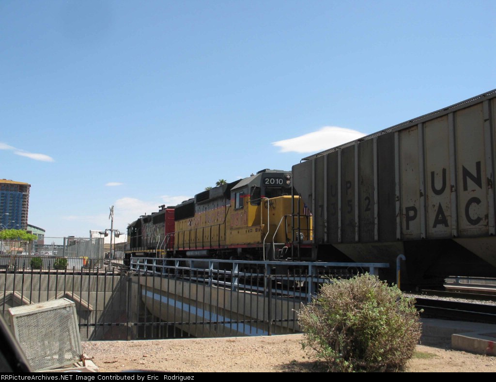 UP 2010 from 107th ave Grain site!